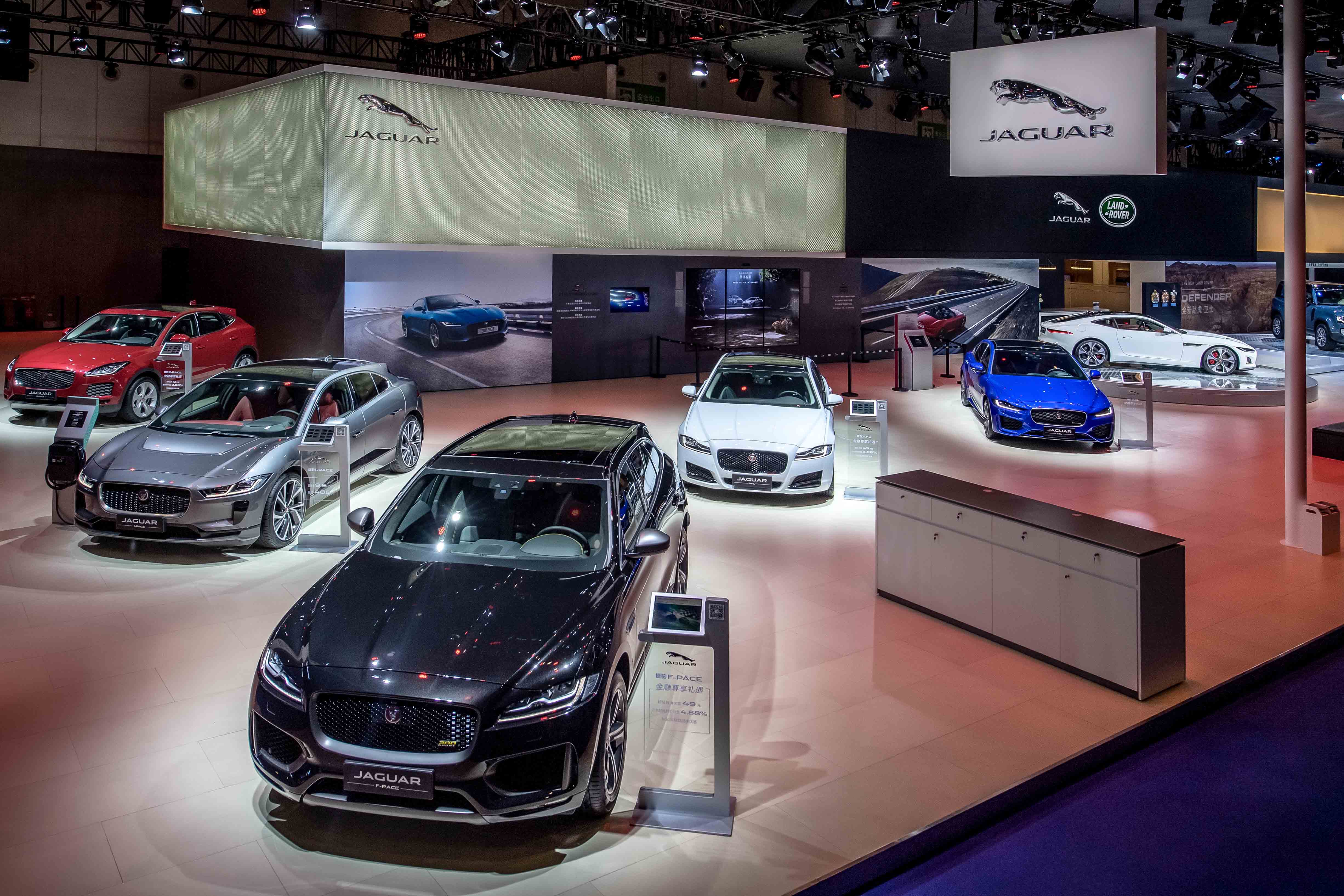 Absolute British, Assemble! All New Land Rover Defender 110 Premier at ...